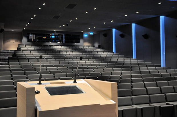 Un auditorium utilisé chaque jour