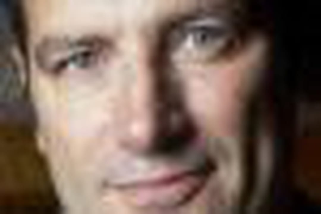 Alain Lévy est aussi dans la publicité... mais en ligne