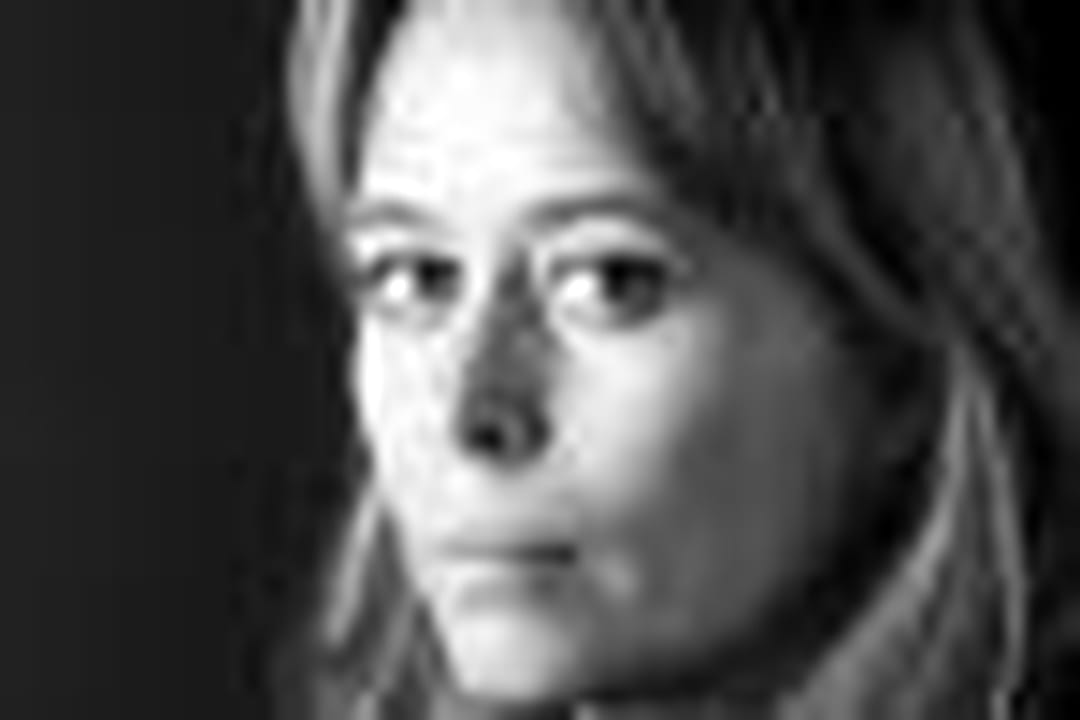 Sandrine cache à ses clients qu'elle vit à Angoulême