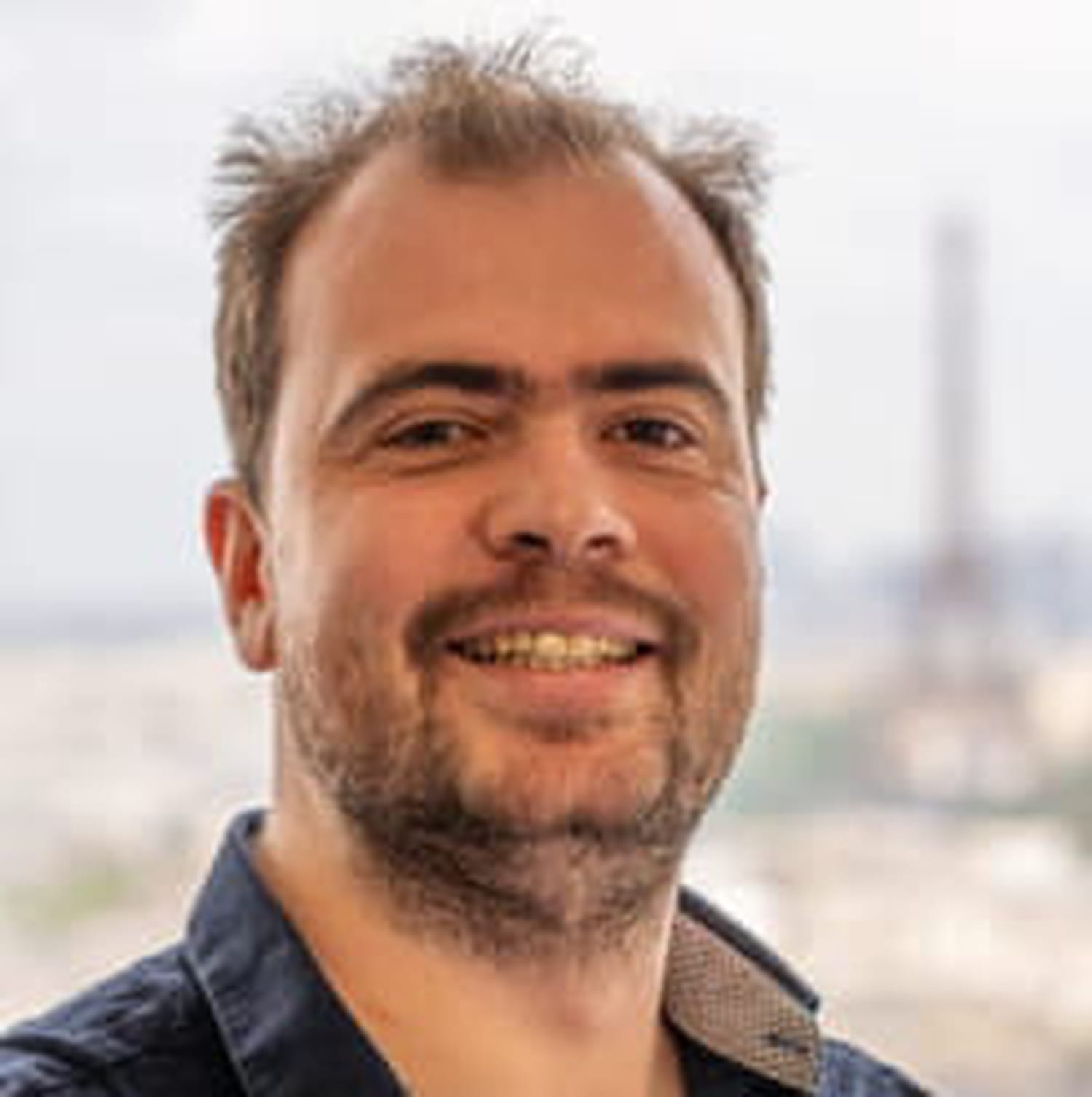 Pourquoi faut-il démocratiser l'utilisation de l'IA dans les RH et l'éducation