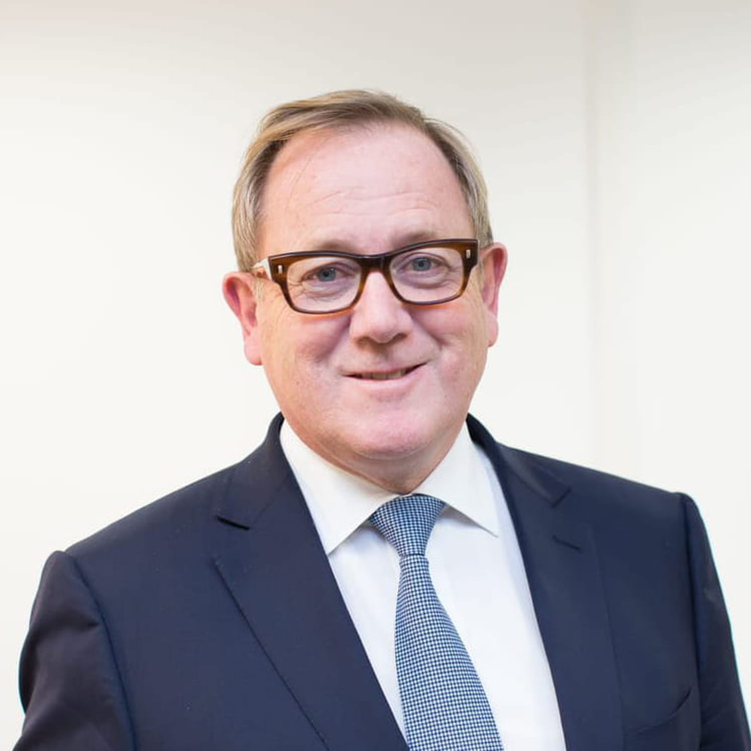 Le travail hybride pour dynamiser les petites villes, les périphéries ...